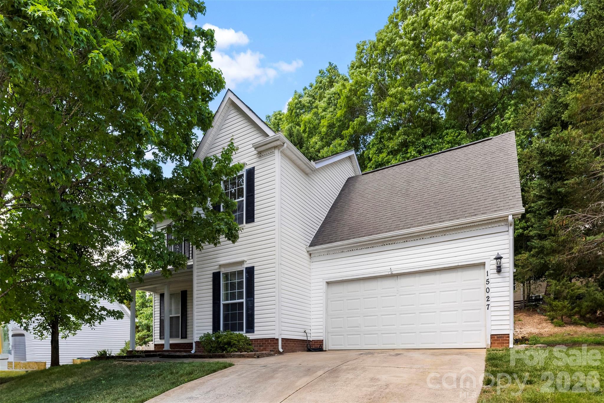 Home for sale at 15027 Ashlight Drive, Charlotte, NC — photo 1 of 37