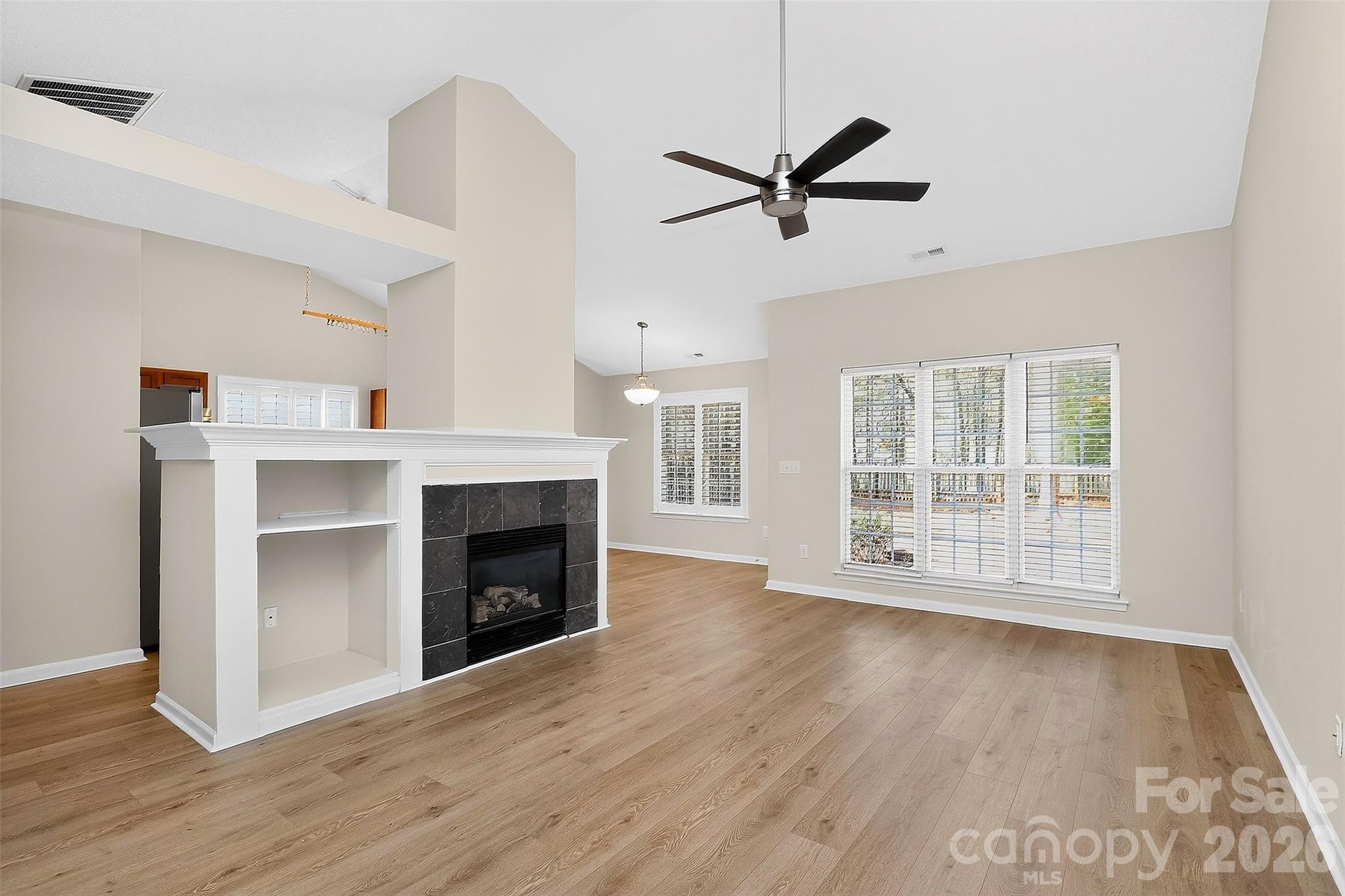 Photo 5 of 7022 Duchamp Drive, Charlotte, NC