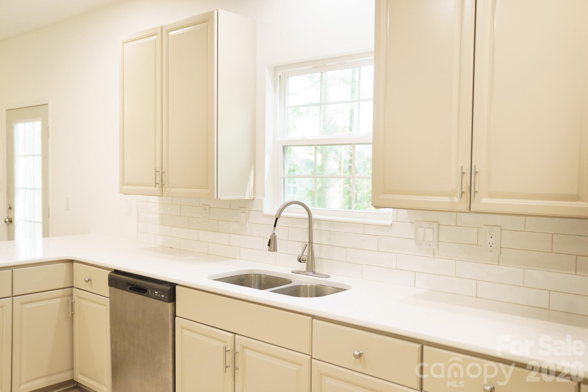 Photo 12 of 12224 Sutters Hill Court5, Charlotte, NC