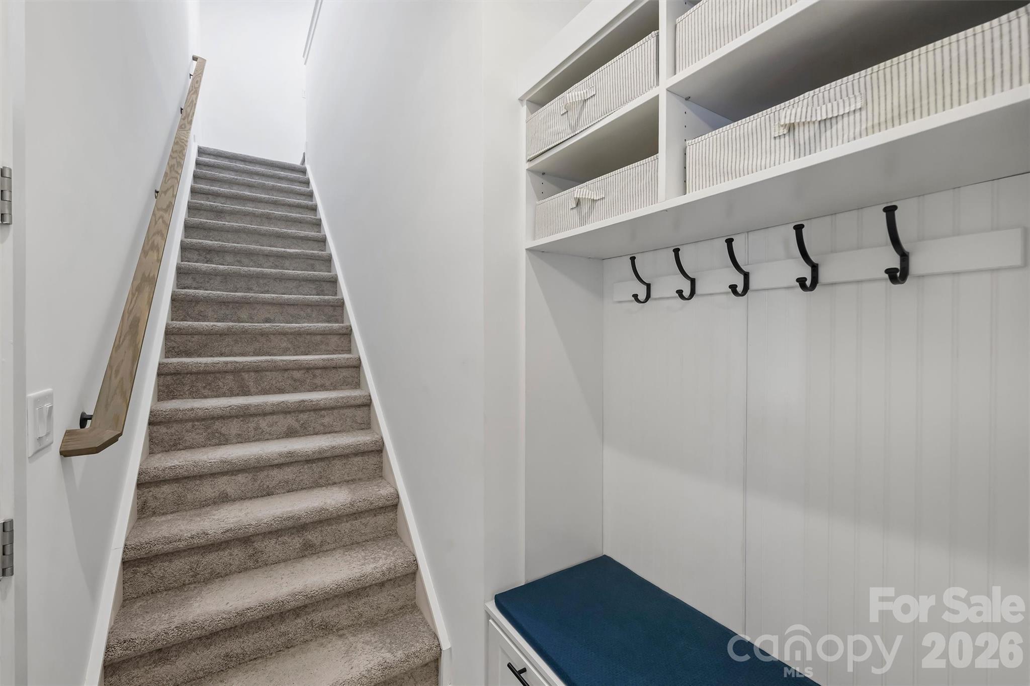 Photo 5 of 8044 Brookbank Drive, Charlotte, NC