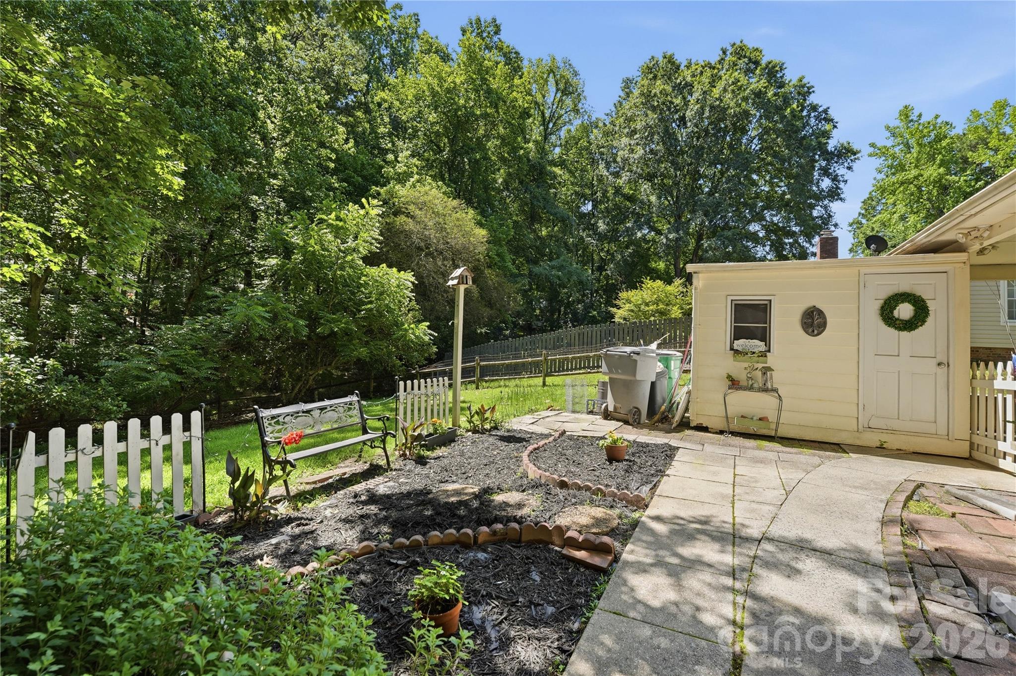 Photo 25 of 7626 Winterset Drive, Charlotte, NC