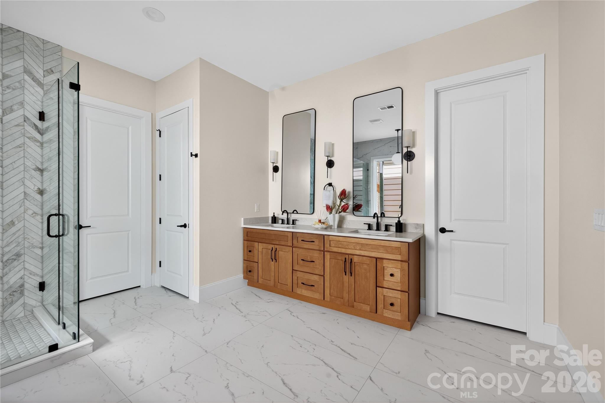 Photo 22 of 1600 E Barden Road, Charlotte, NC