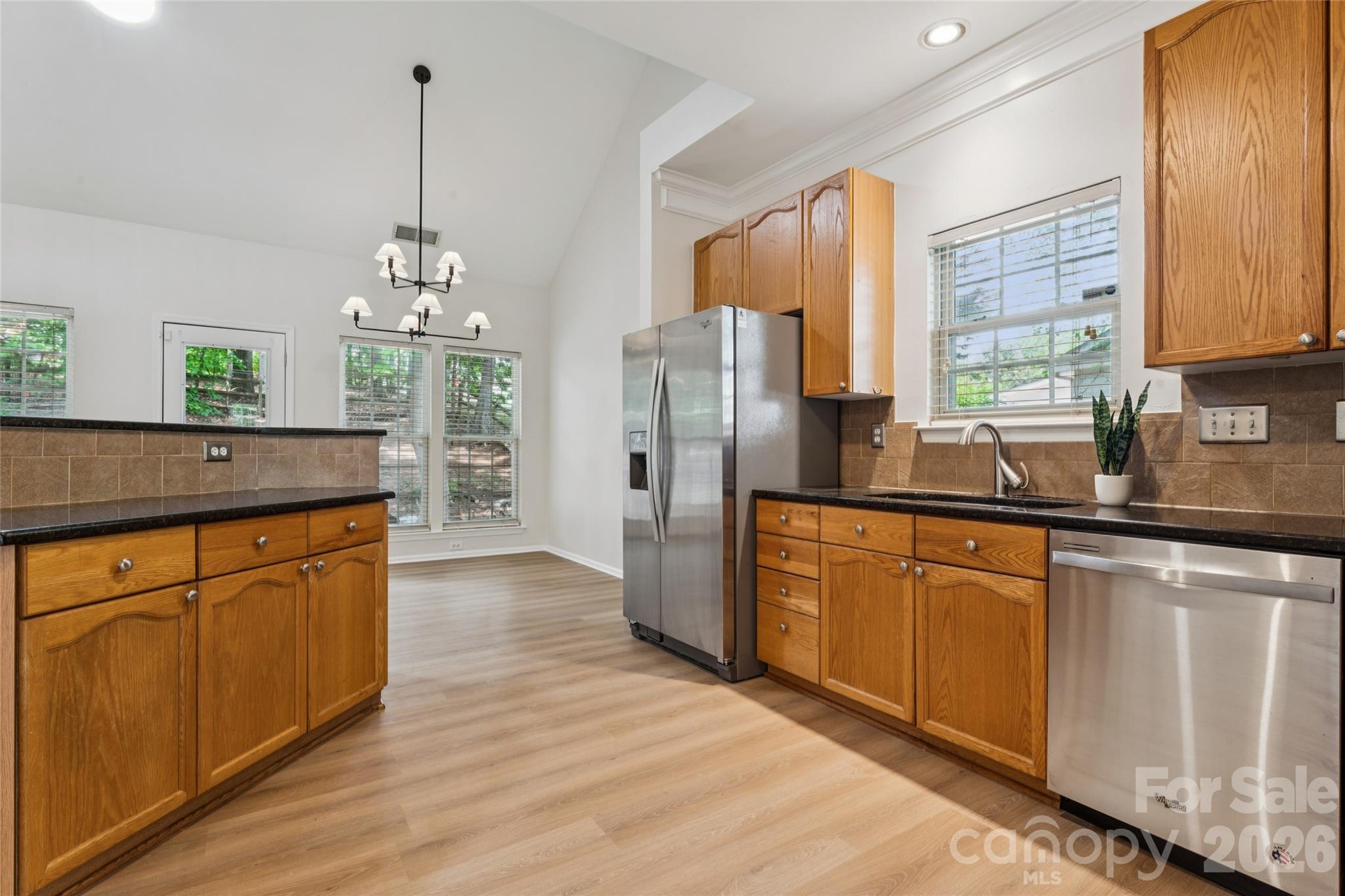 Photo 18 of 11627 Knightsdale Drive, Charlotte, NC