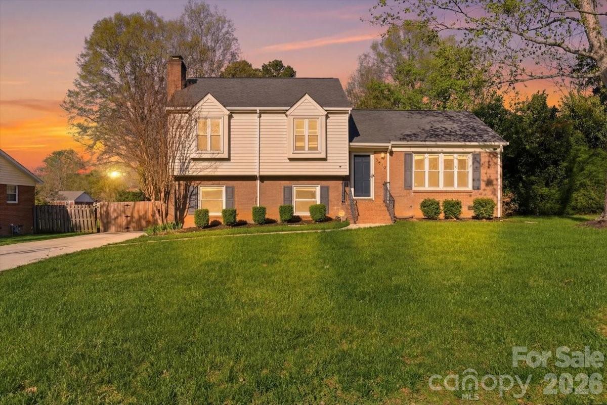 Photo 24 of 5810 Red Carriage Lane, Charlotte, NC