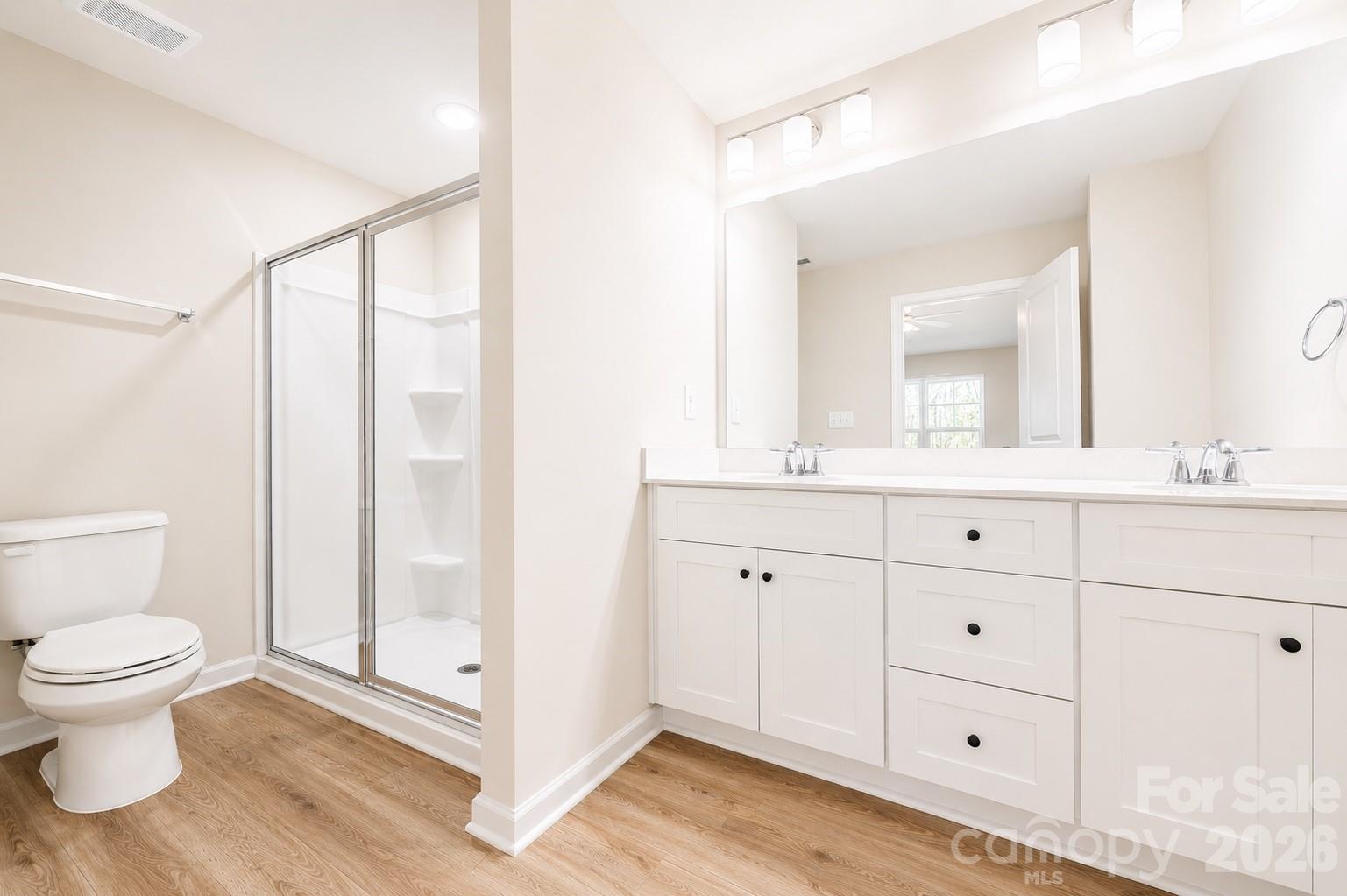 Photo 7 of 5909 Wallace Avenue, Charlotte, NC