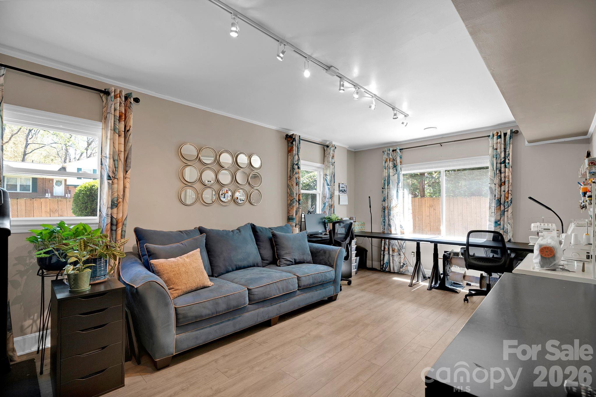 Photo 4 of 6616 Highbrook Drive, Charlotte, NC
