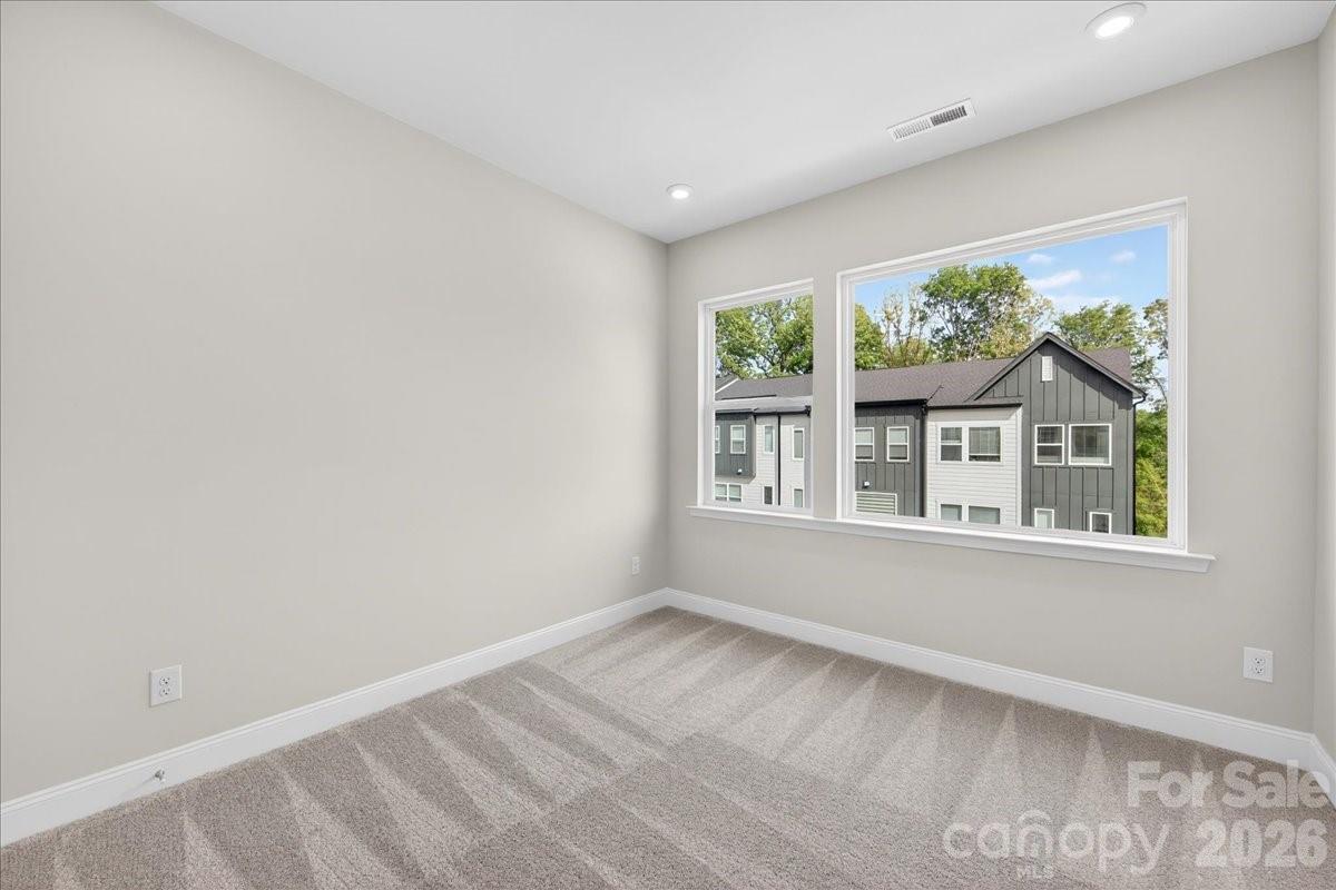 Photo 27 of 7925 Cedarsmith Court, Charlotte, NC
