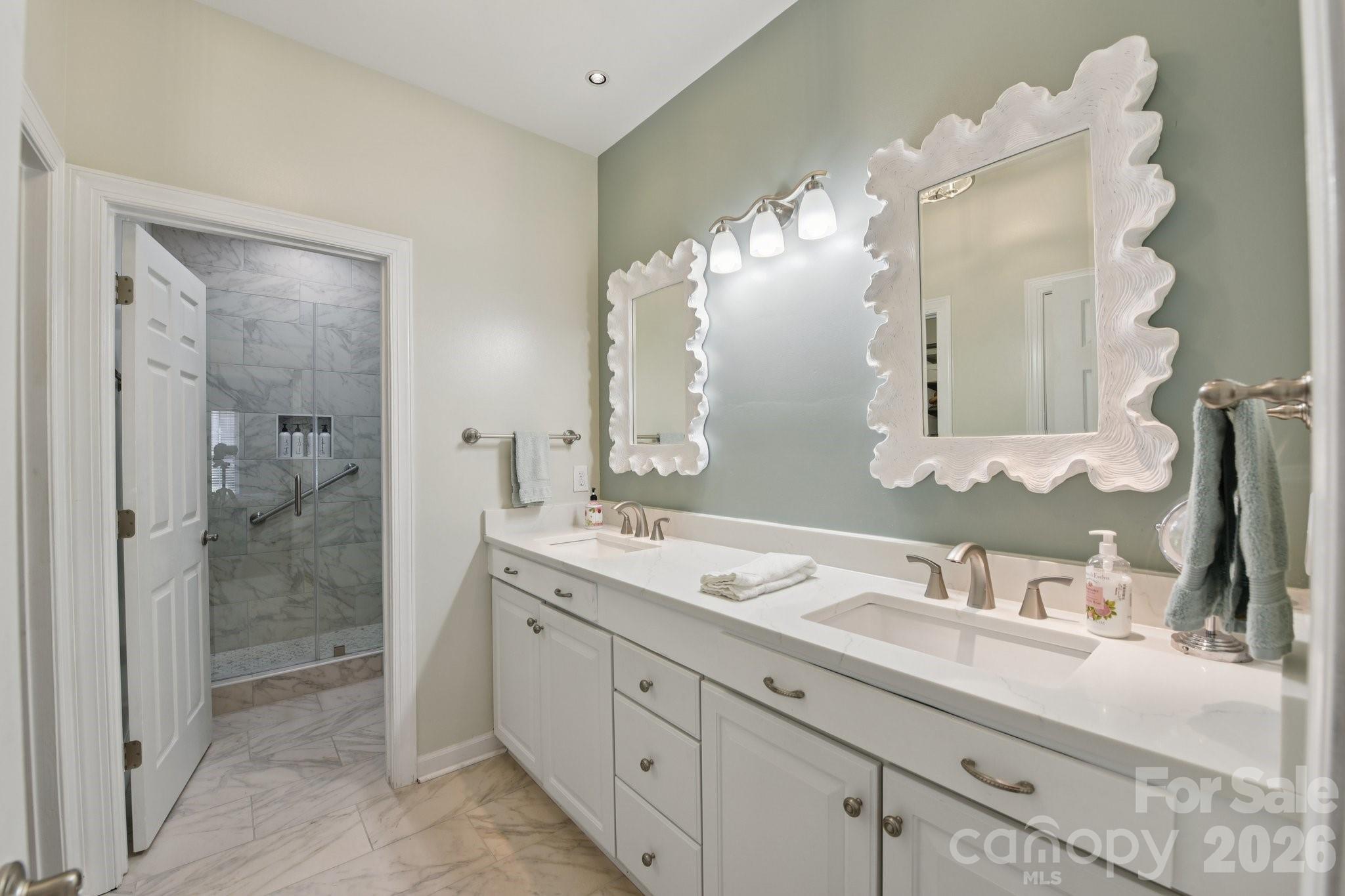 Photo 13 of 10816 Willow Crossing Drive, Charlotte, NC