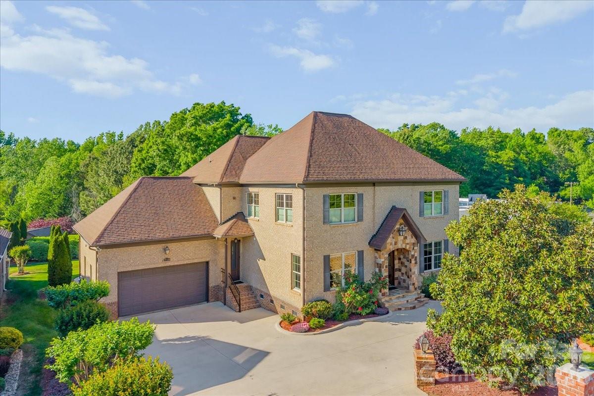 Home for sale at 17136 Carolina Academy Road, Charlotte, NC — photo 1 of 46