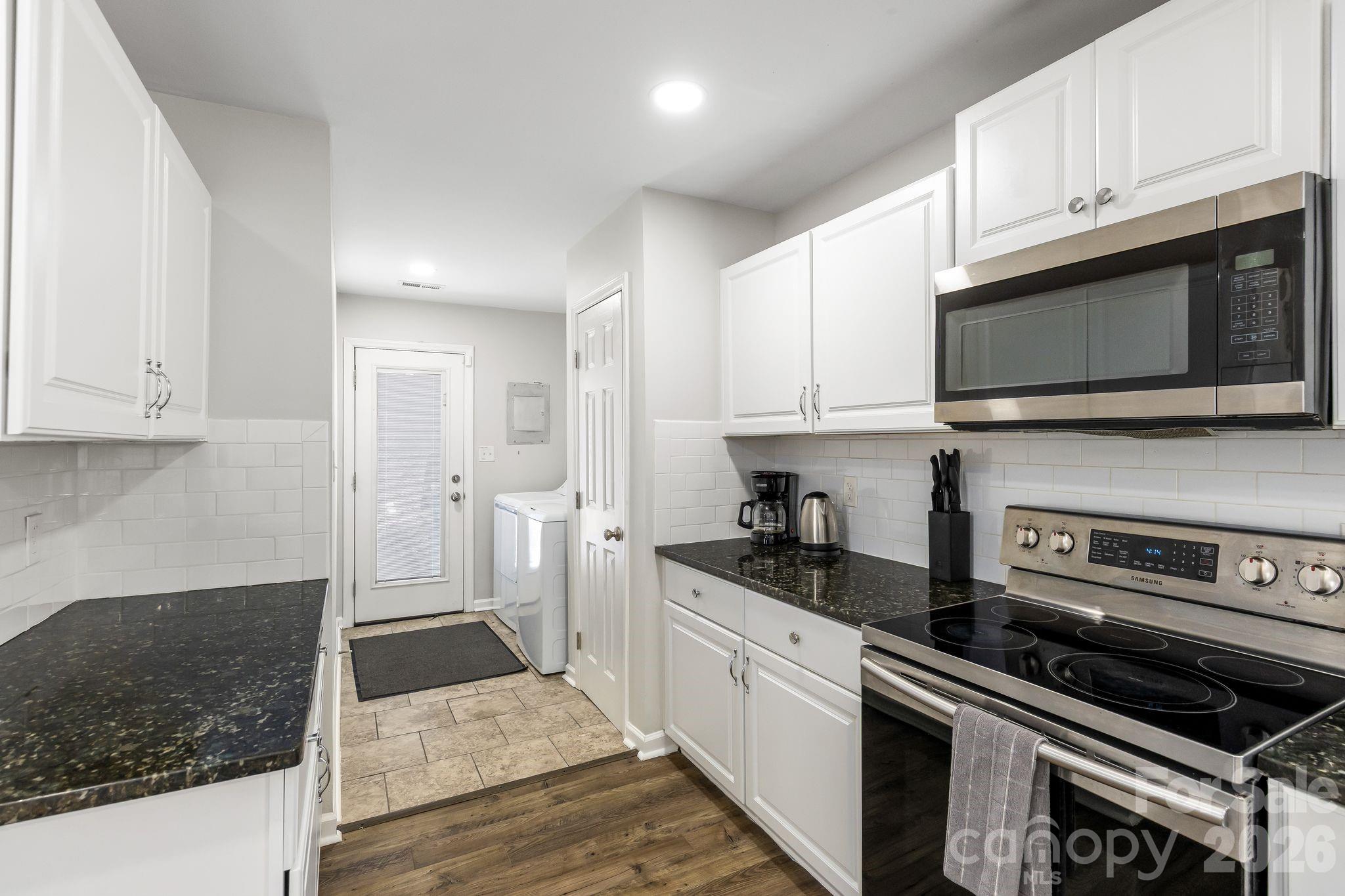 Photo 11 of 4508 Belle Plaine Drive, Charlotte, NC