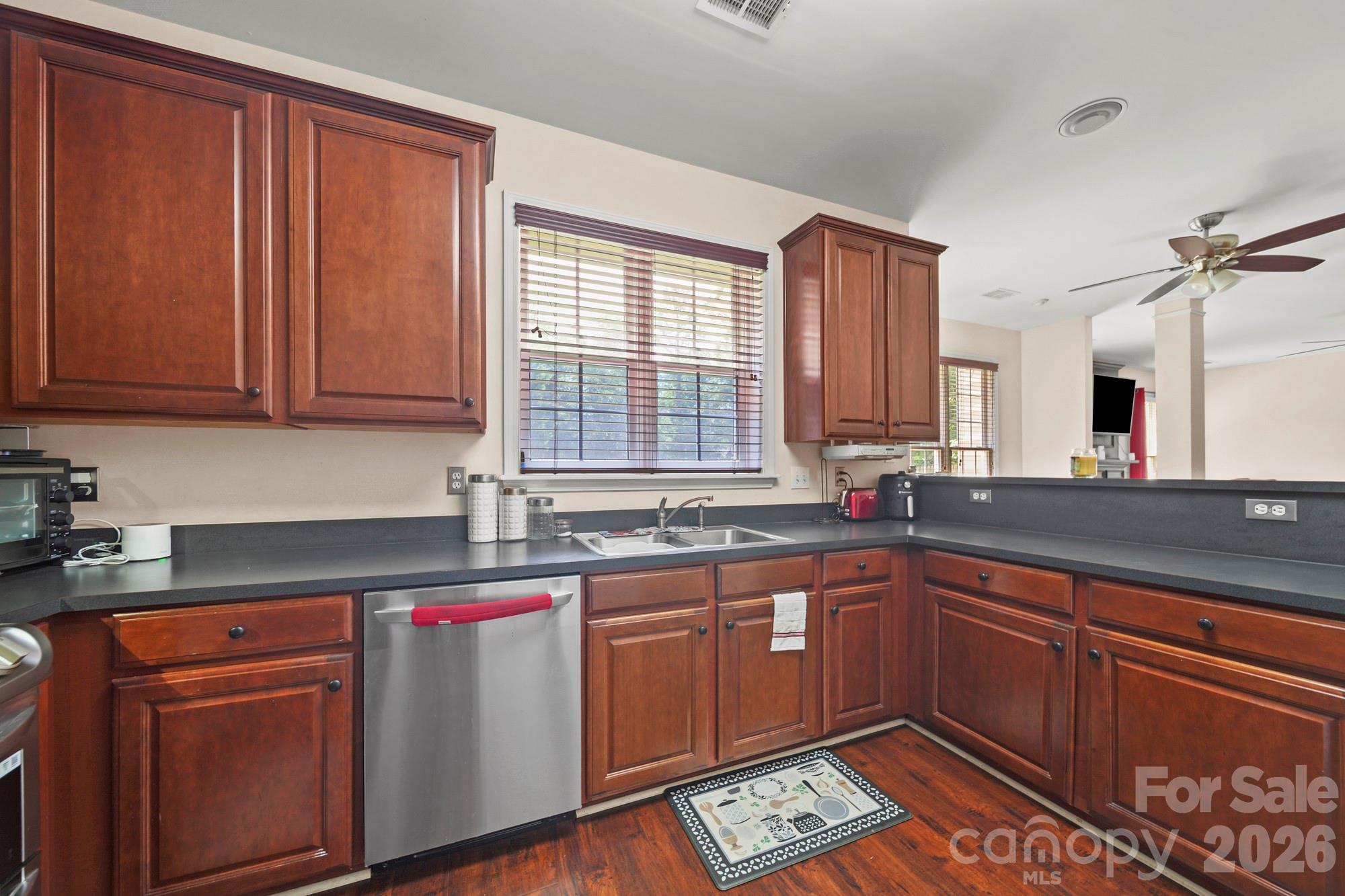 Photo 11 of 3124 Arklow Road, Charlotte, NC