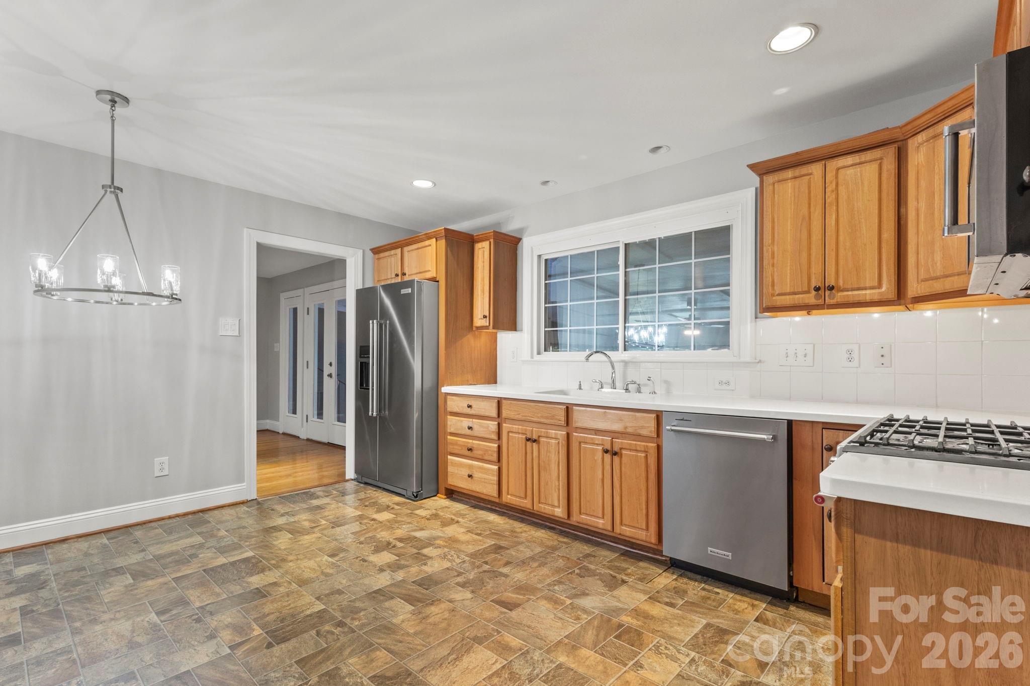 Photo 15 of 6116 Old Providence Road, Charlotte, NC