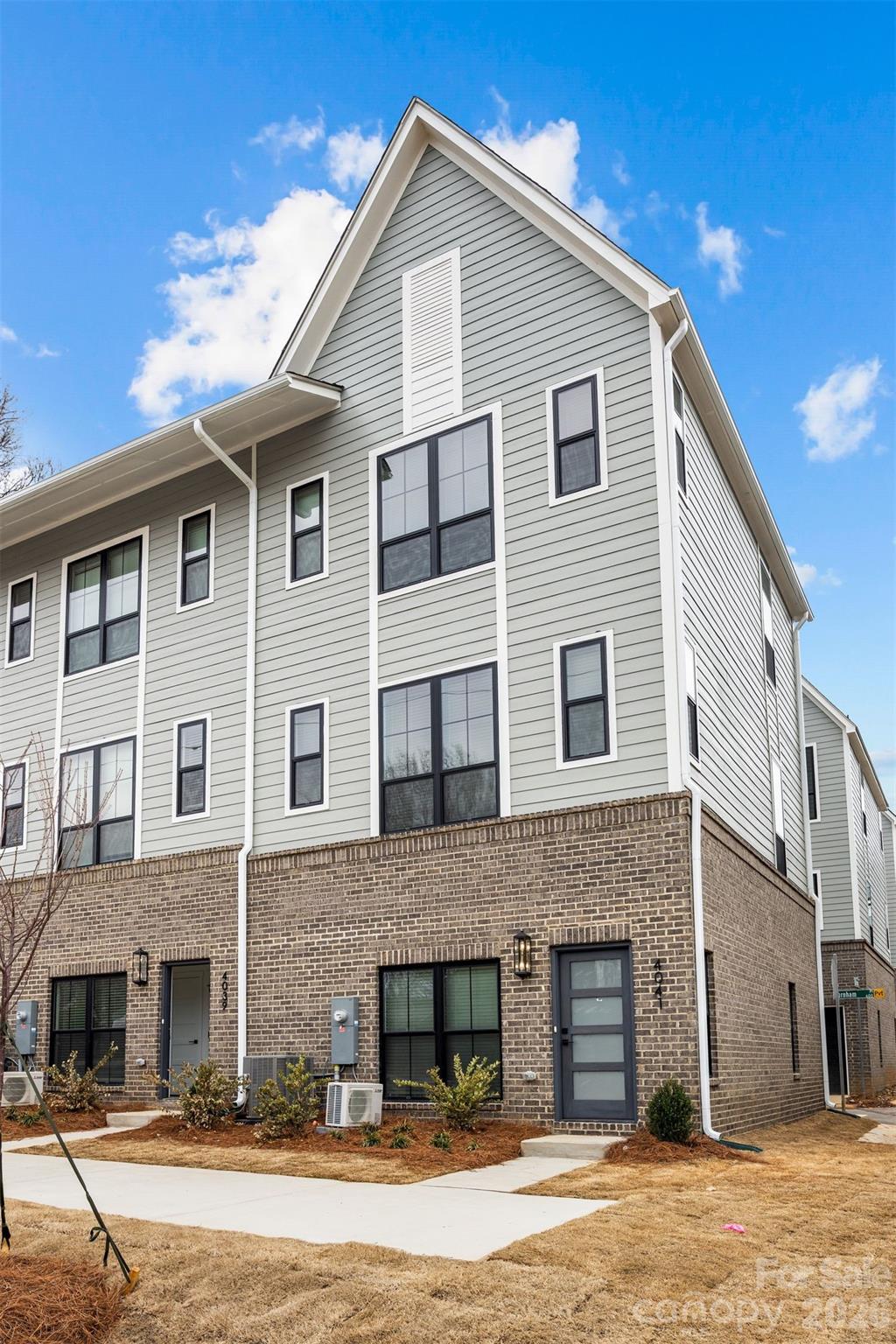 Photo 4 of 4041 S Tryon Street, Charlotte, NC