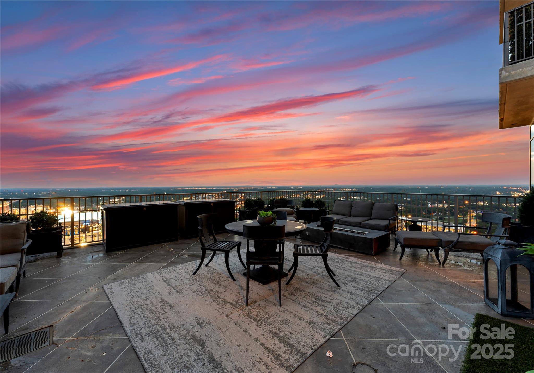 Photo 42 of 215 N Pine Street4301/4302, Charlotte, NC