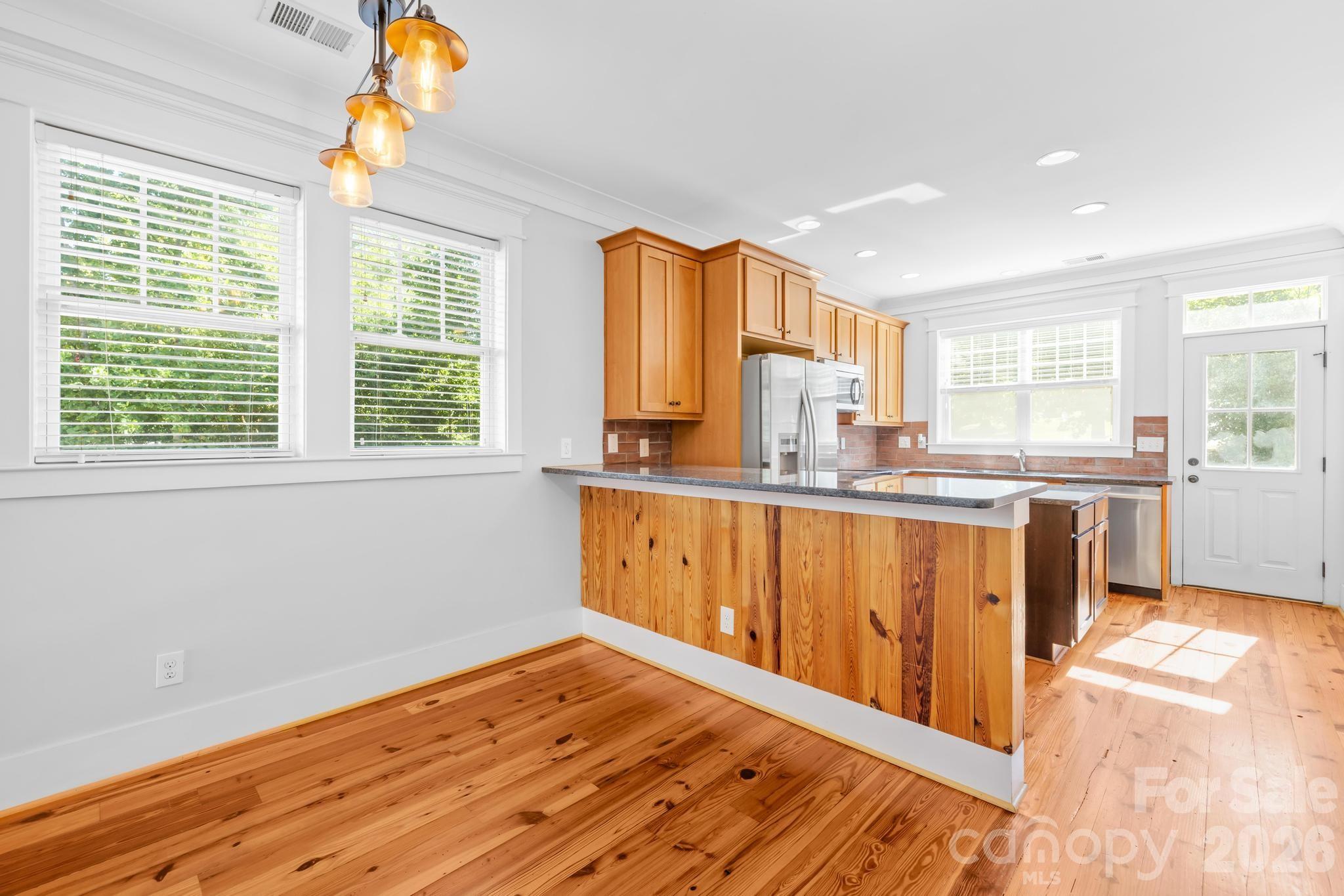 605 Village Main Circle, Davidson, NC - photo 10 of 28
