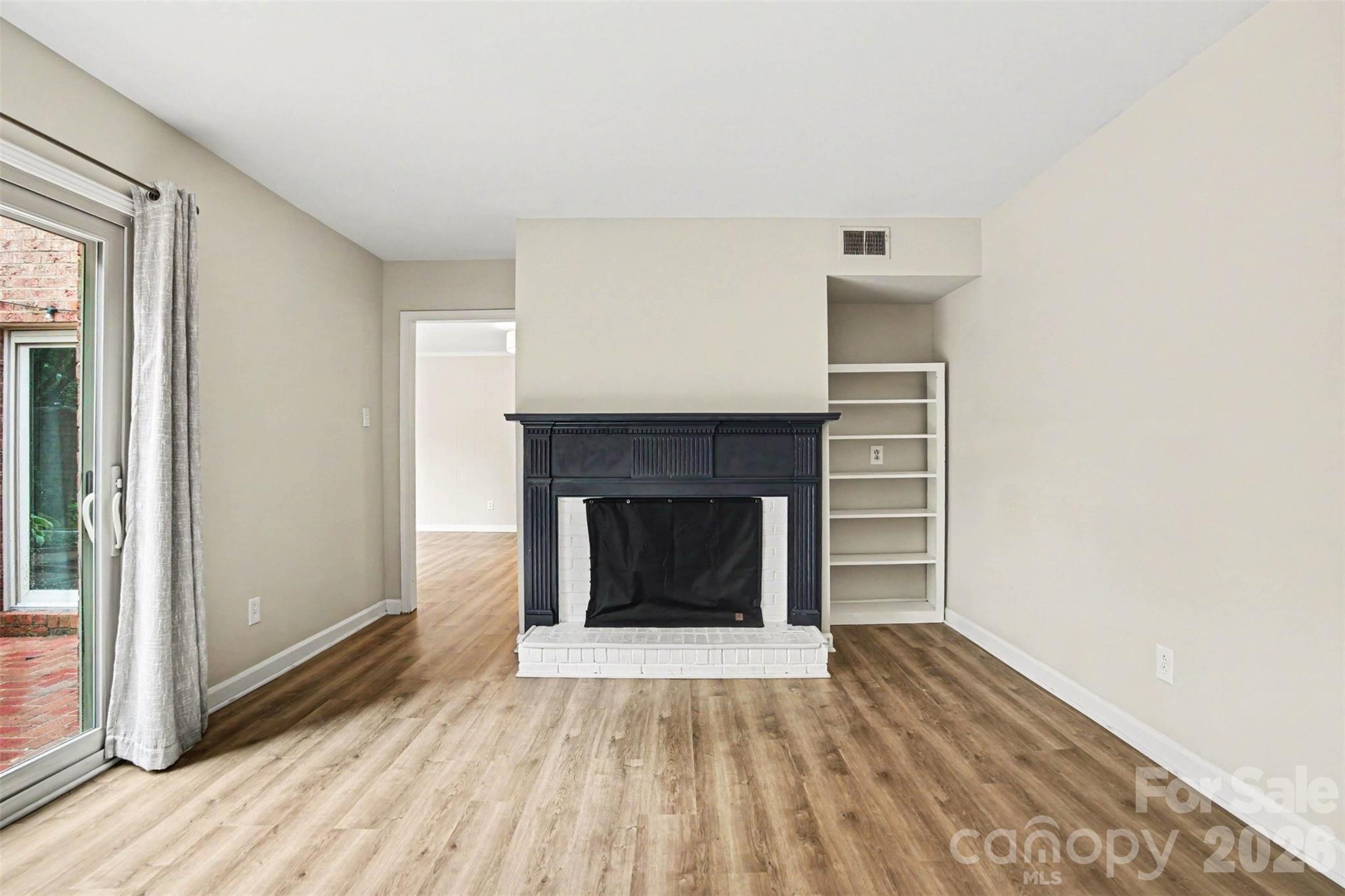 Photo 7 of 6617 Bunker Hill Circle, Charlotte, NC