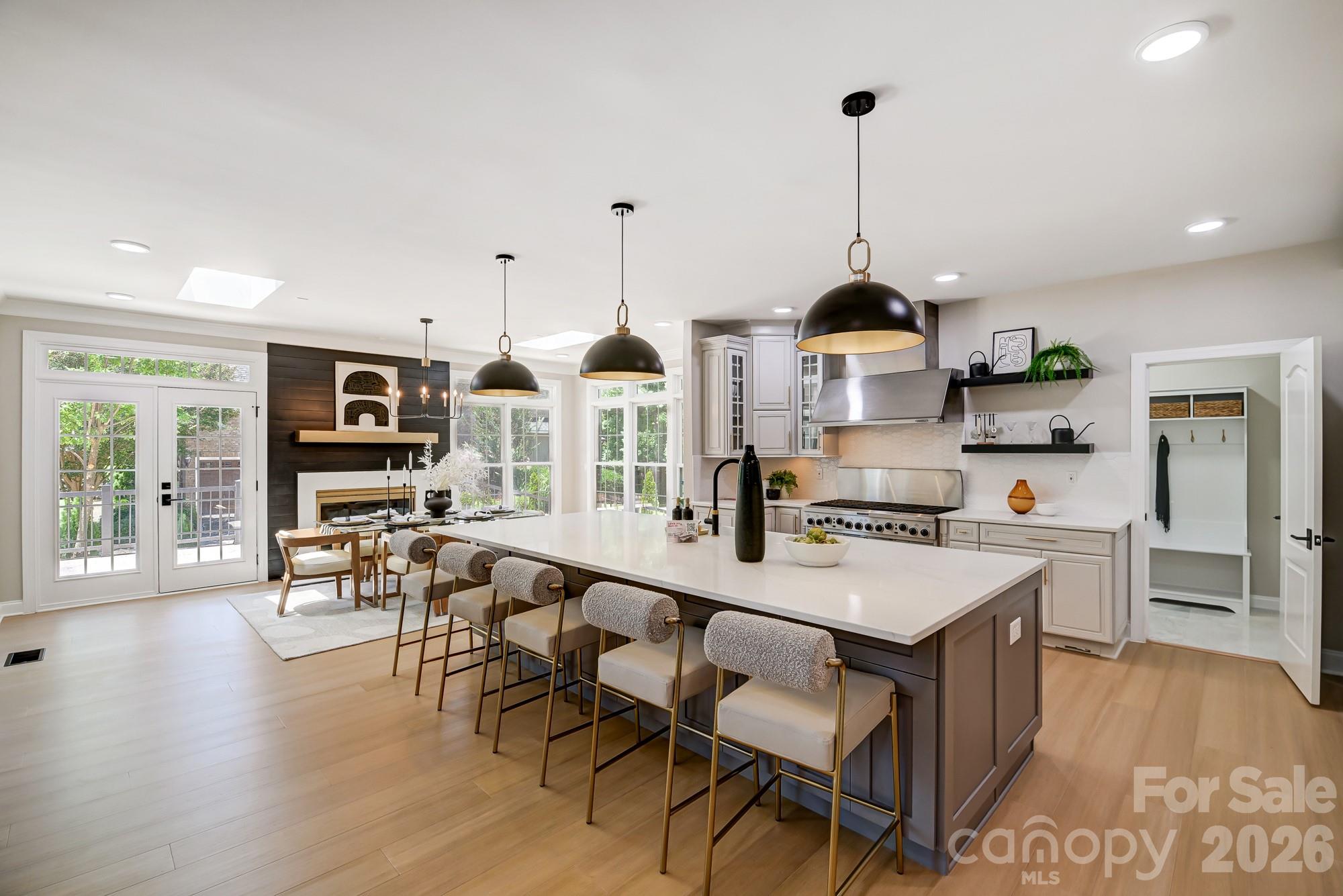 Photo 3 of 8707 Fairview Road, Charlotte, NC
