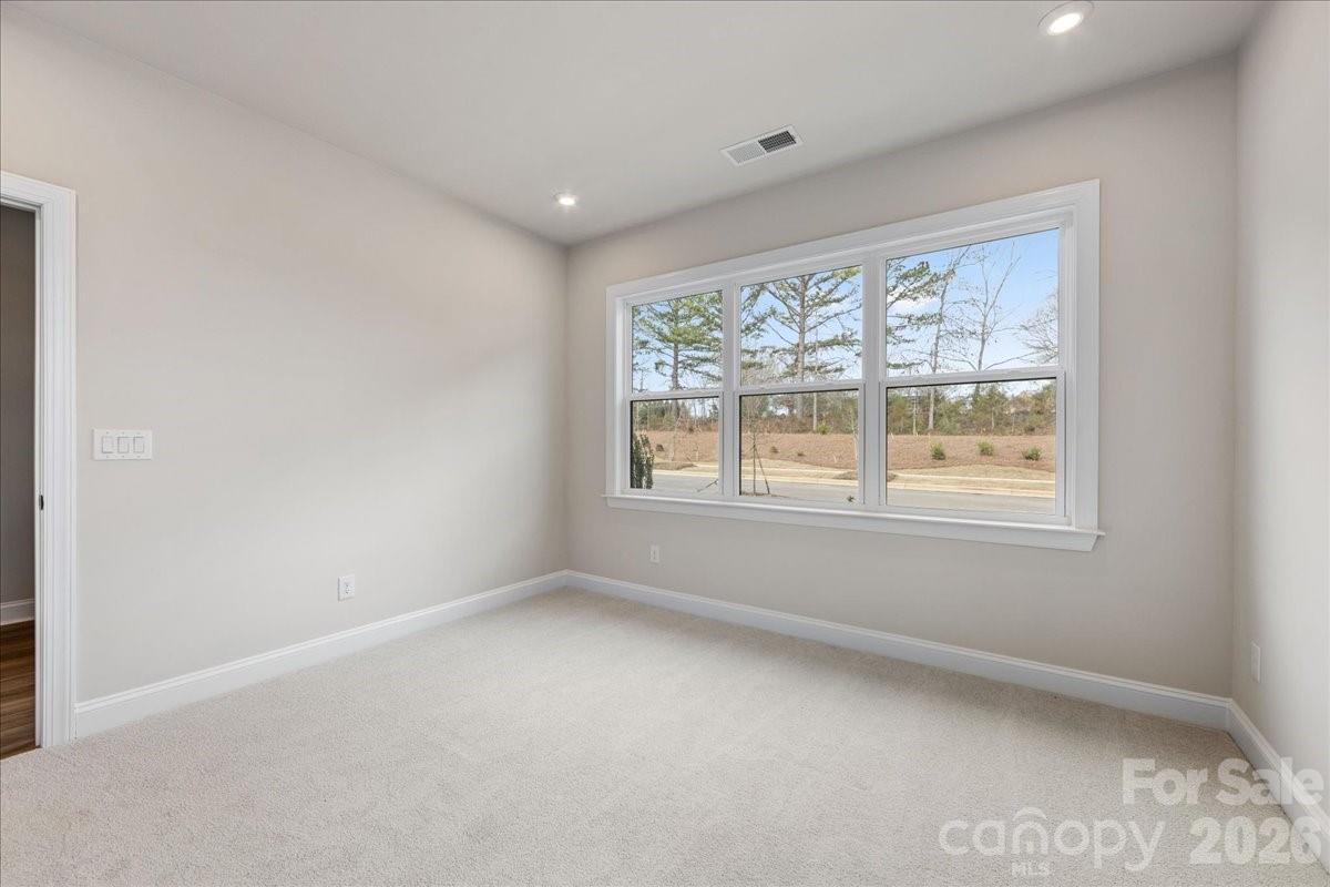 Photo 7 of 8038 Thimbleweed Circle, Charlotte, NC