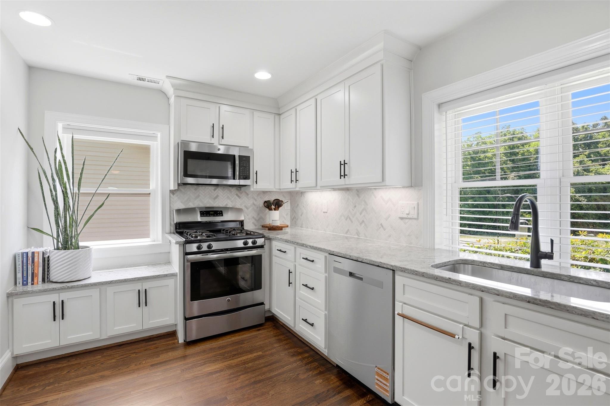 Photo 8 of 1919 Merriman Avenue, Charlotte, NC