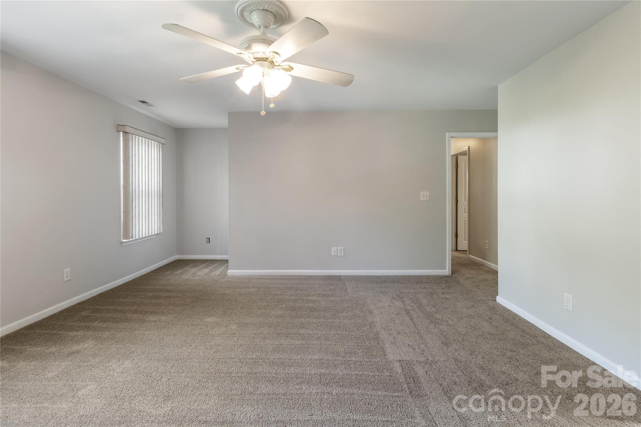 Photo 4 of 317 Ashton Bluff Circle, Mount Holly, NC