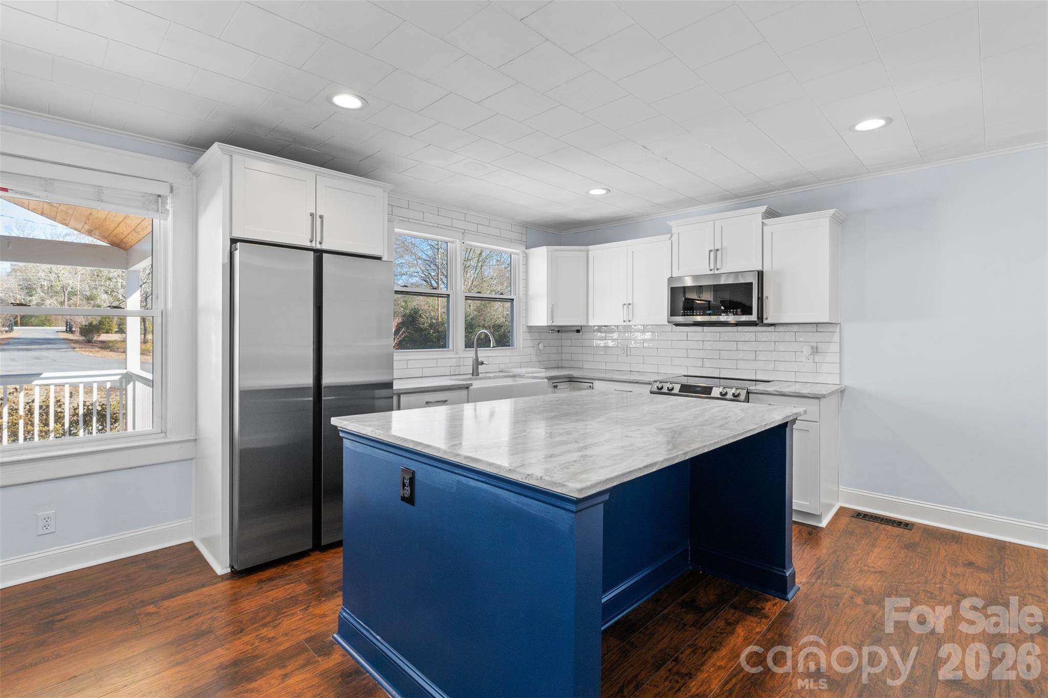 5214 Echo Valley Drive, Great Falls, SC - photo 8 of 41