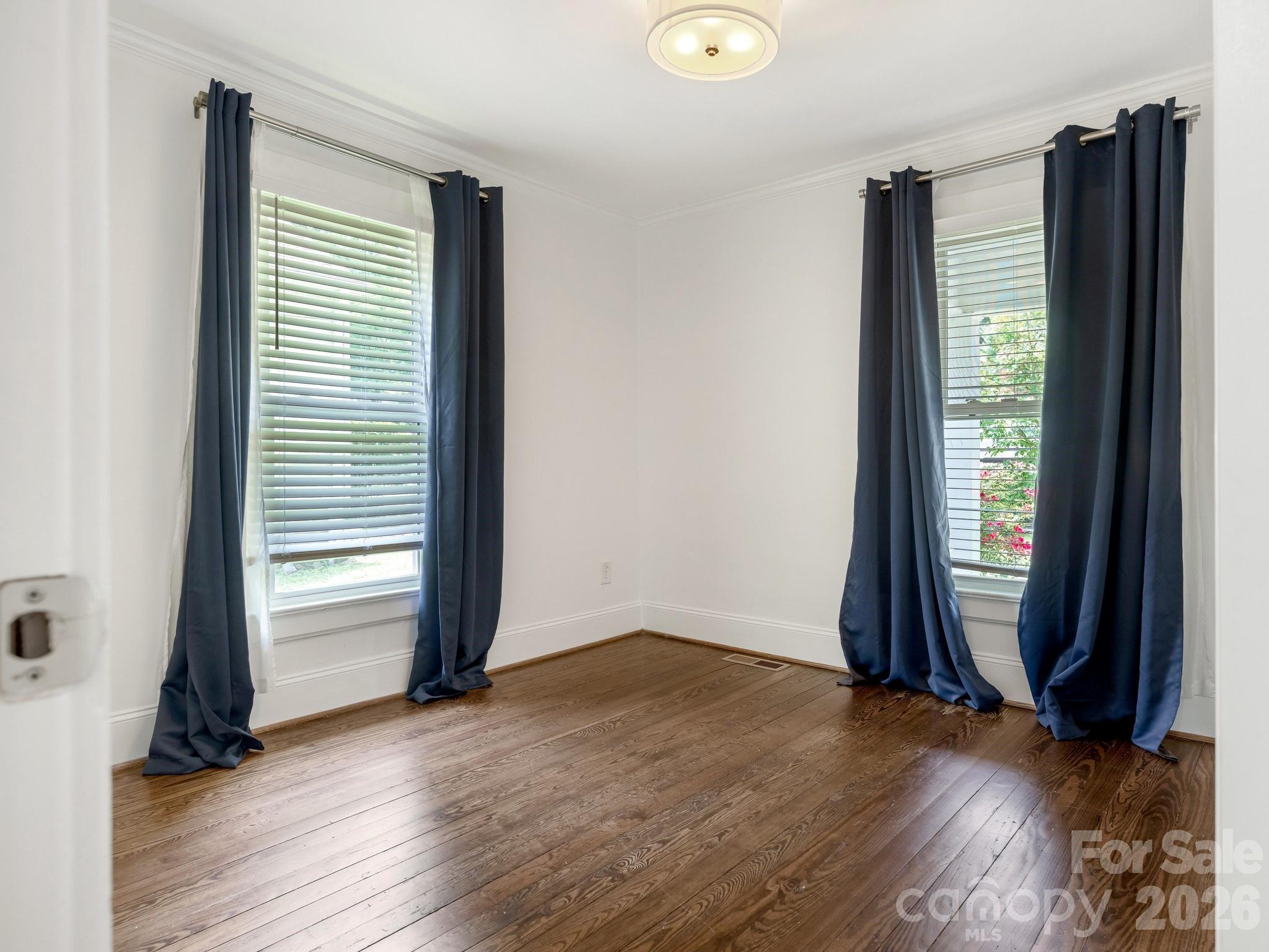 Photo 17 of 1830 Logie Avenue, Charlotte, NC