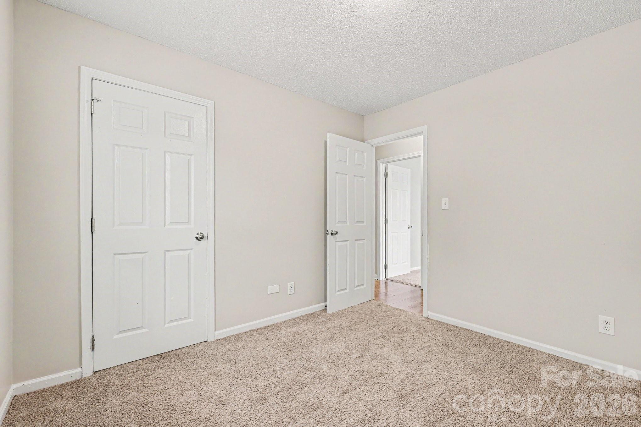 Photo 10 of 8028 Lobilia Lane, Charlotte, NC