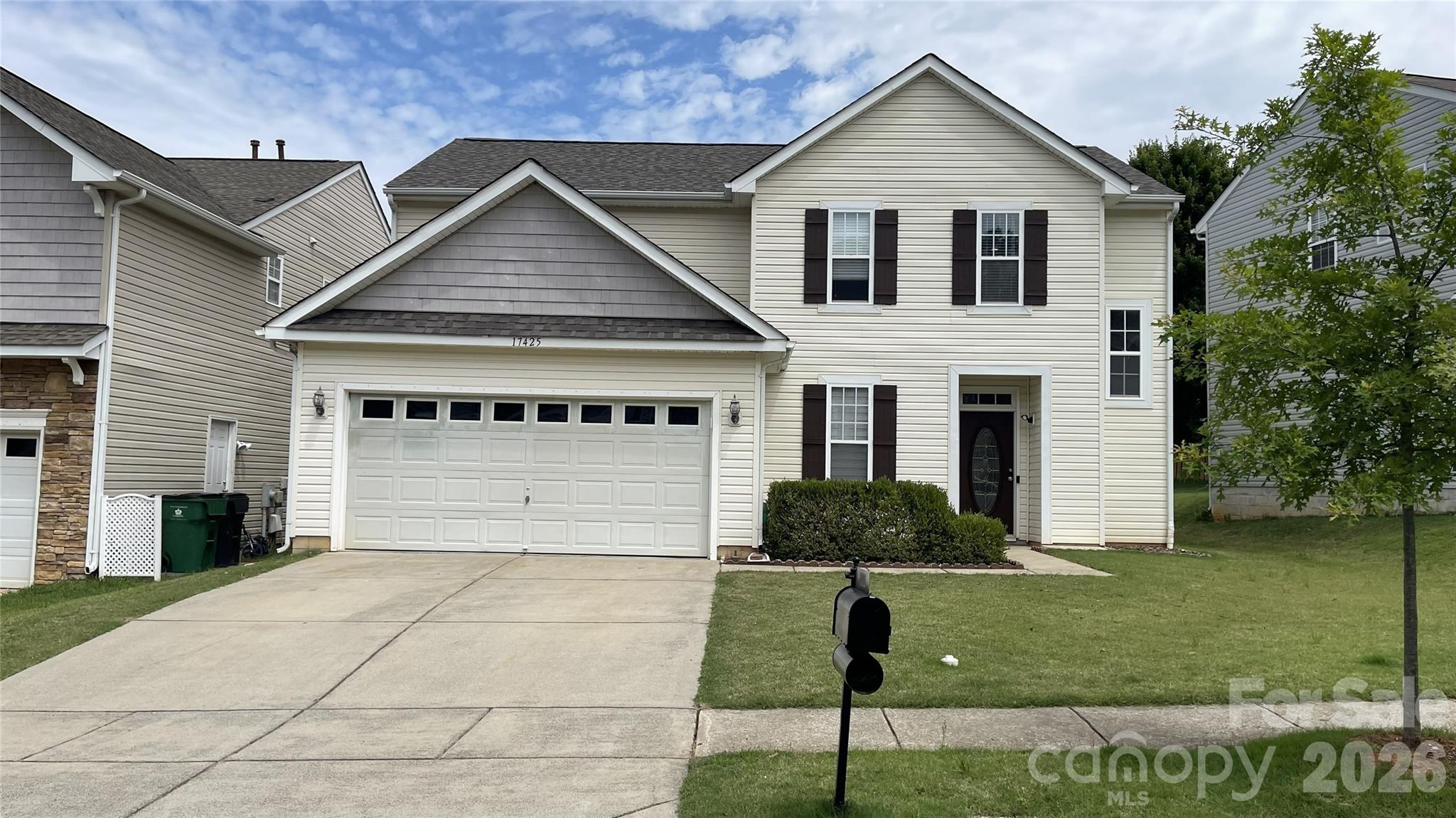 Home for sale at 17425 Westmill Lane, Charlotte, NC — photo 1 of 27