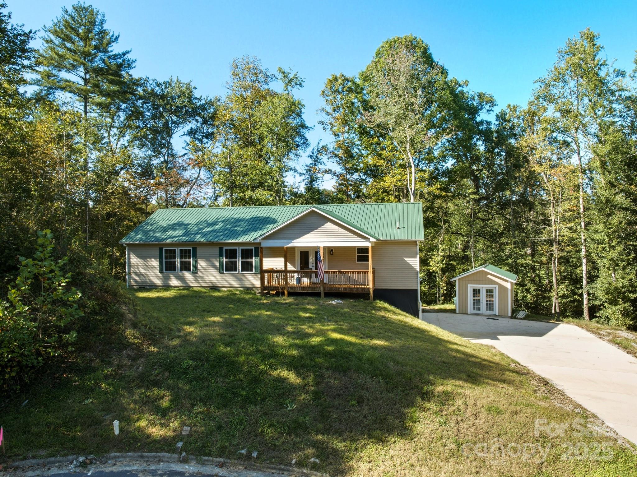 1036 Williamsburg Drive, Lenoir, NC - photo 34 of 35