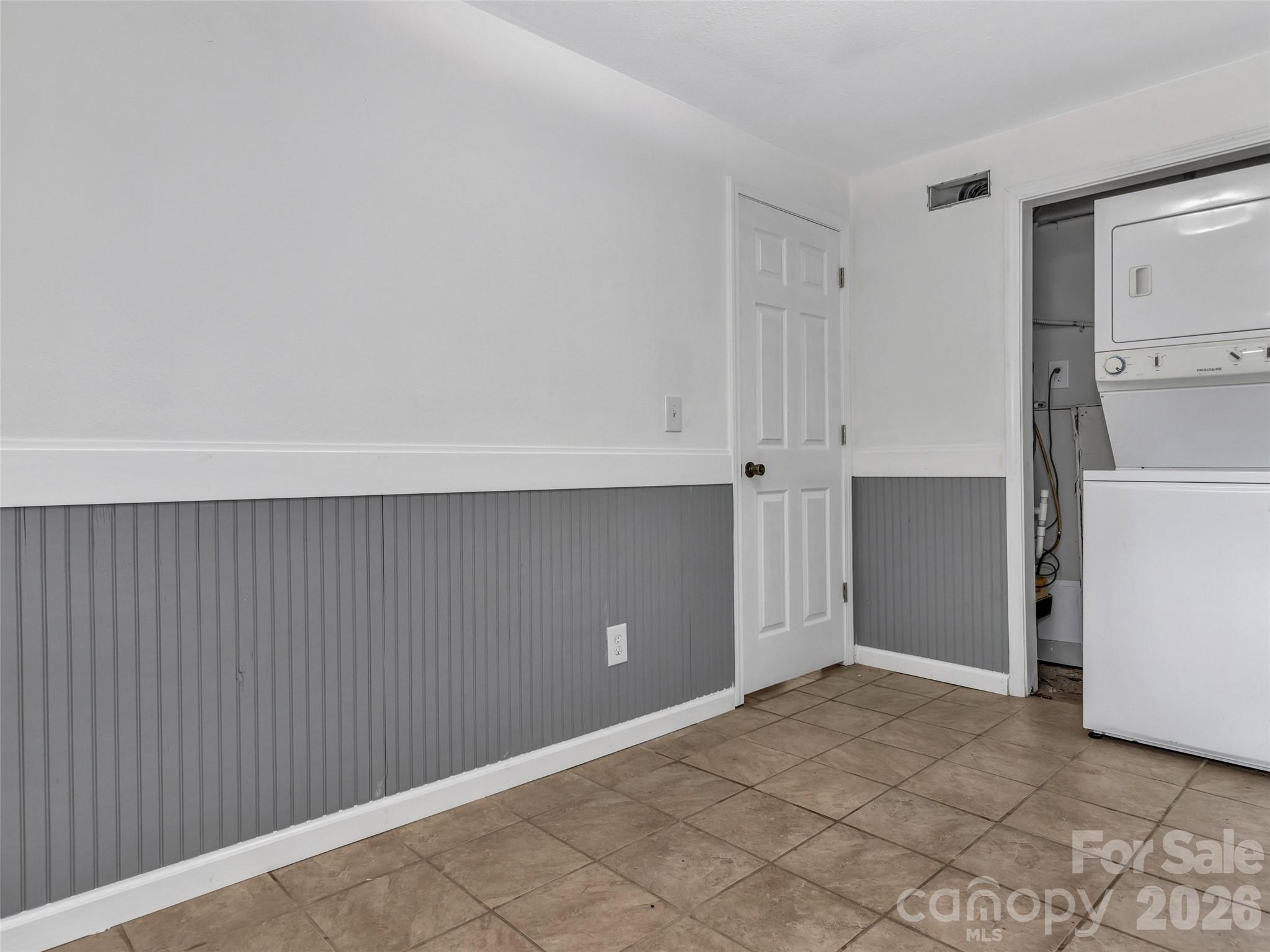 114 Elden Street, Hendersonville, NC - photo 21 of 28