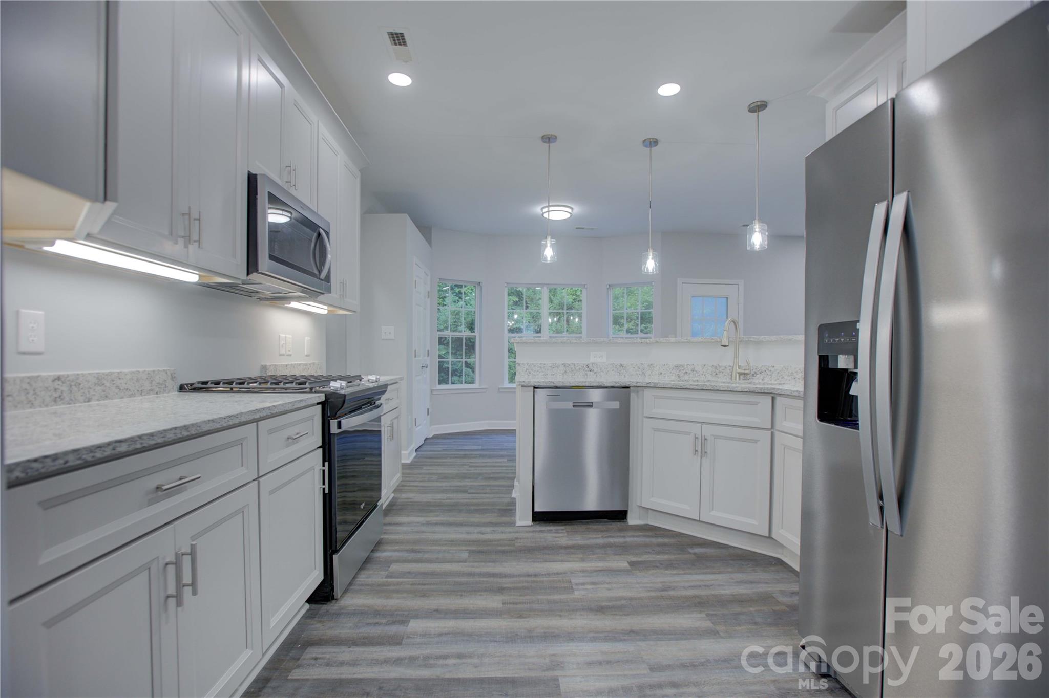 Photo 14 of 520 Grantham Lane, Charlotte, NC