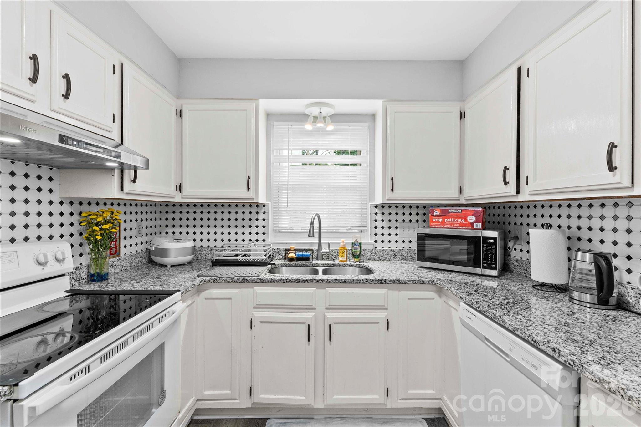 Photo 20 of 7130 Bluff Wood Cove, Charlotte, NC