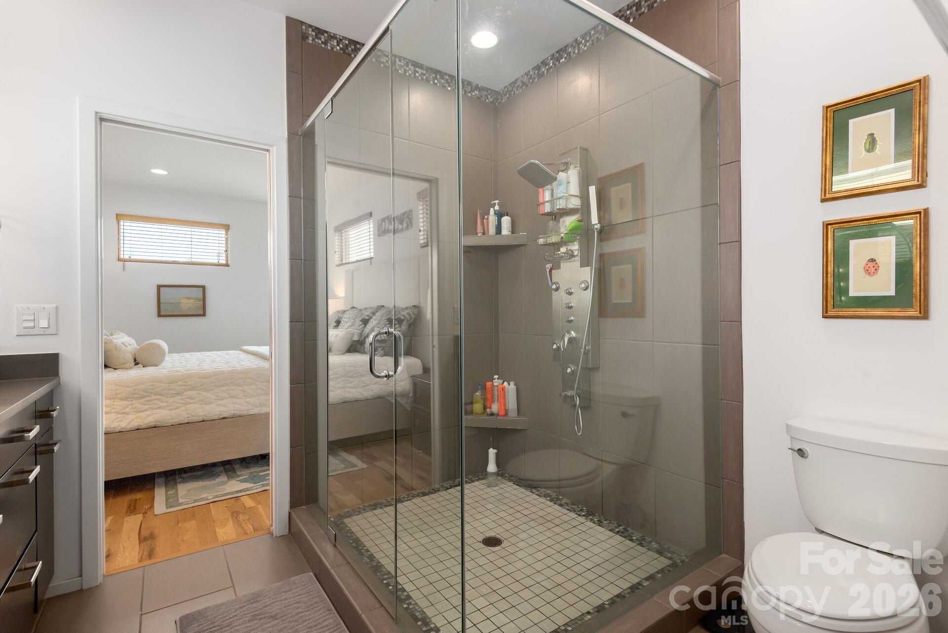 Photo 16 of 933 Westbrook DriveB, Charlotte, NC