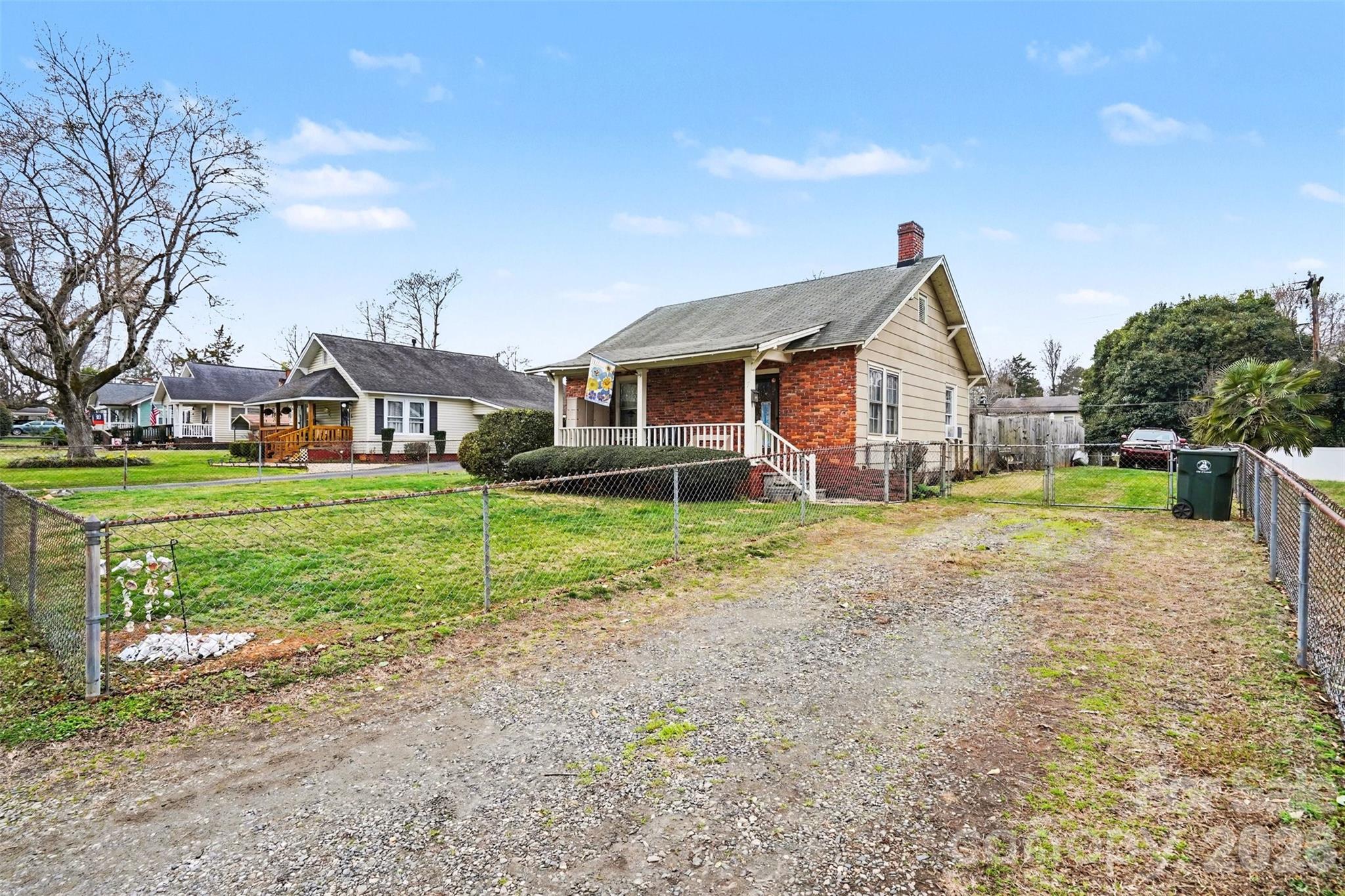 7 Stowe Street, Lowell, NC - photo 2 of 24