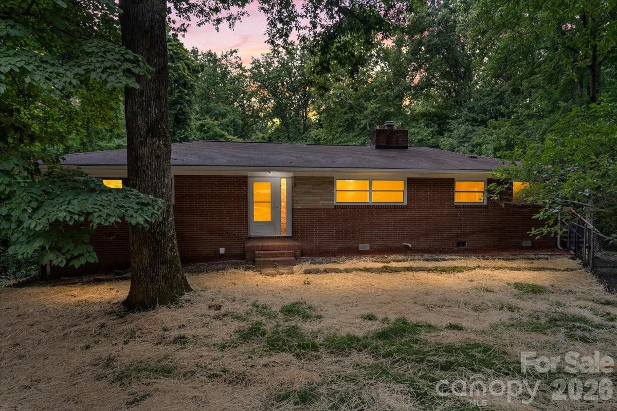 Photo 2 of 7328 Everett Drive, Charlotte, NC