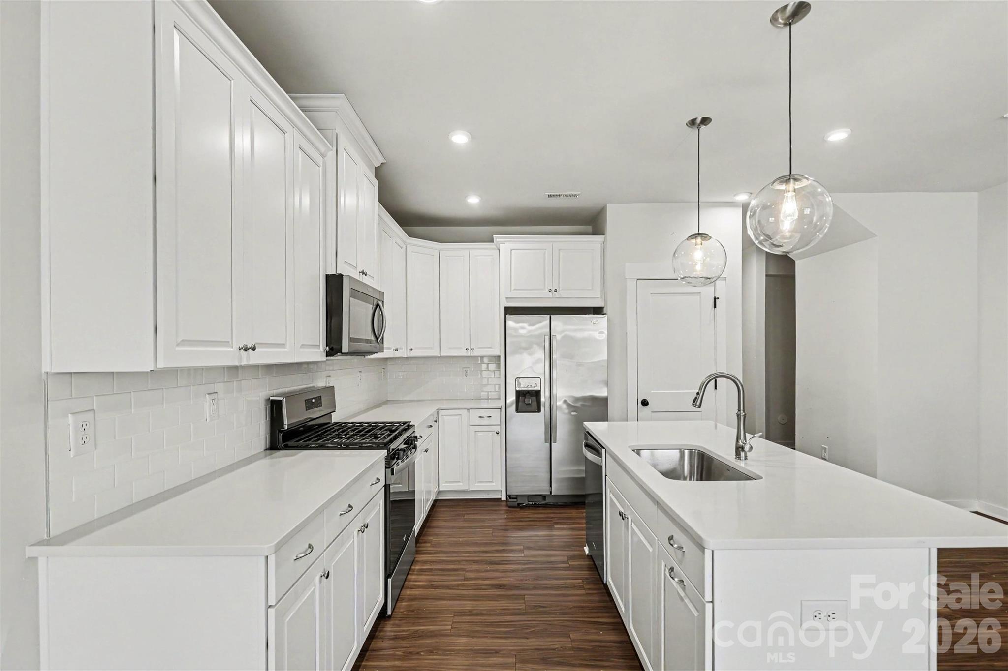 Photo 11 of 9521 Munsing Drive, Charlotte, NC