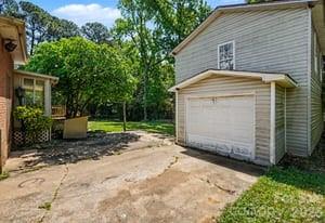 Photo 21 of 7040 Idlewild Road, Charlotte, NC