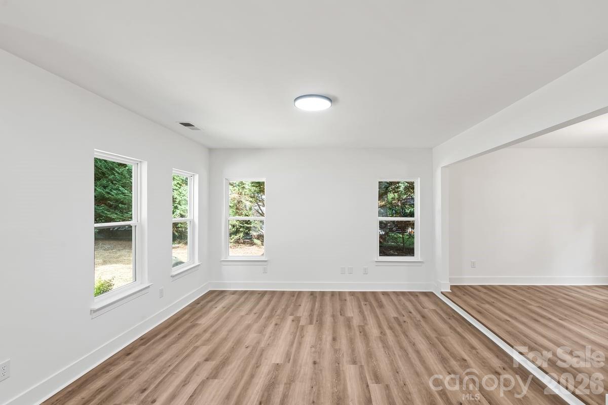 Photo 10 of 2033 Colony Hill Drive, Charlotte, NC
