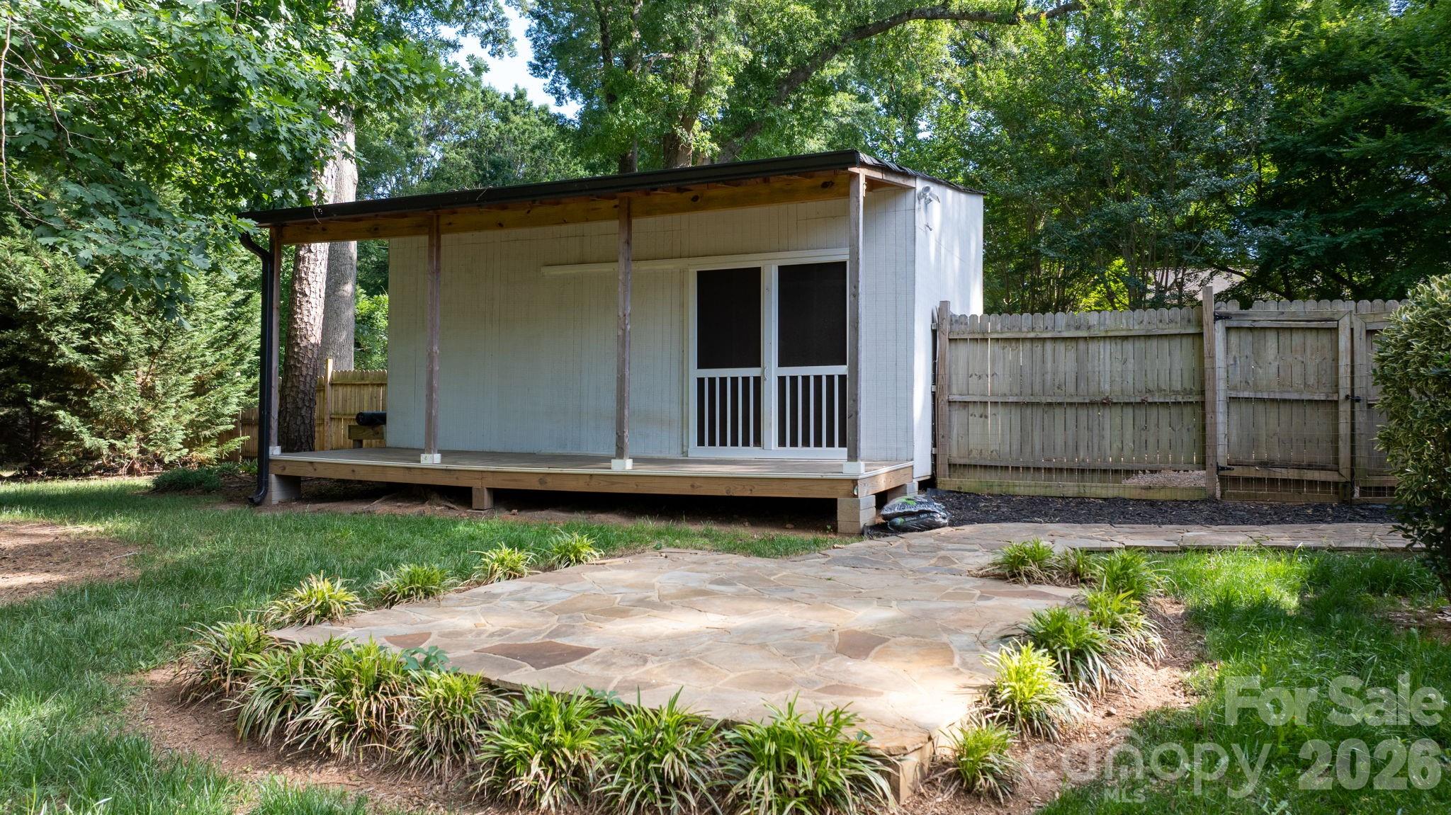 14214 Honeysuckle Ridge Drive, Matthews, NC - photo 39 of 47