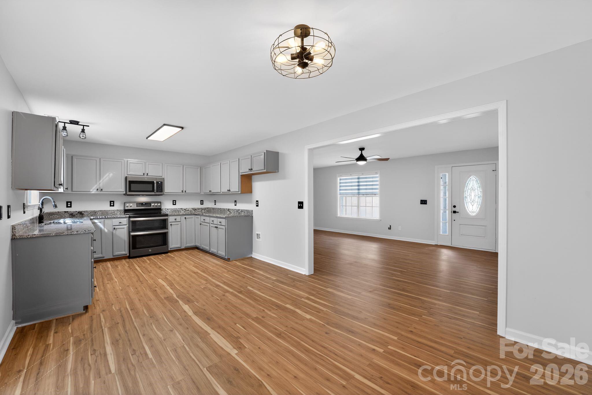 Photo 4 of 1539 Breckenwood Drive, Rock Hill, SC