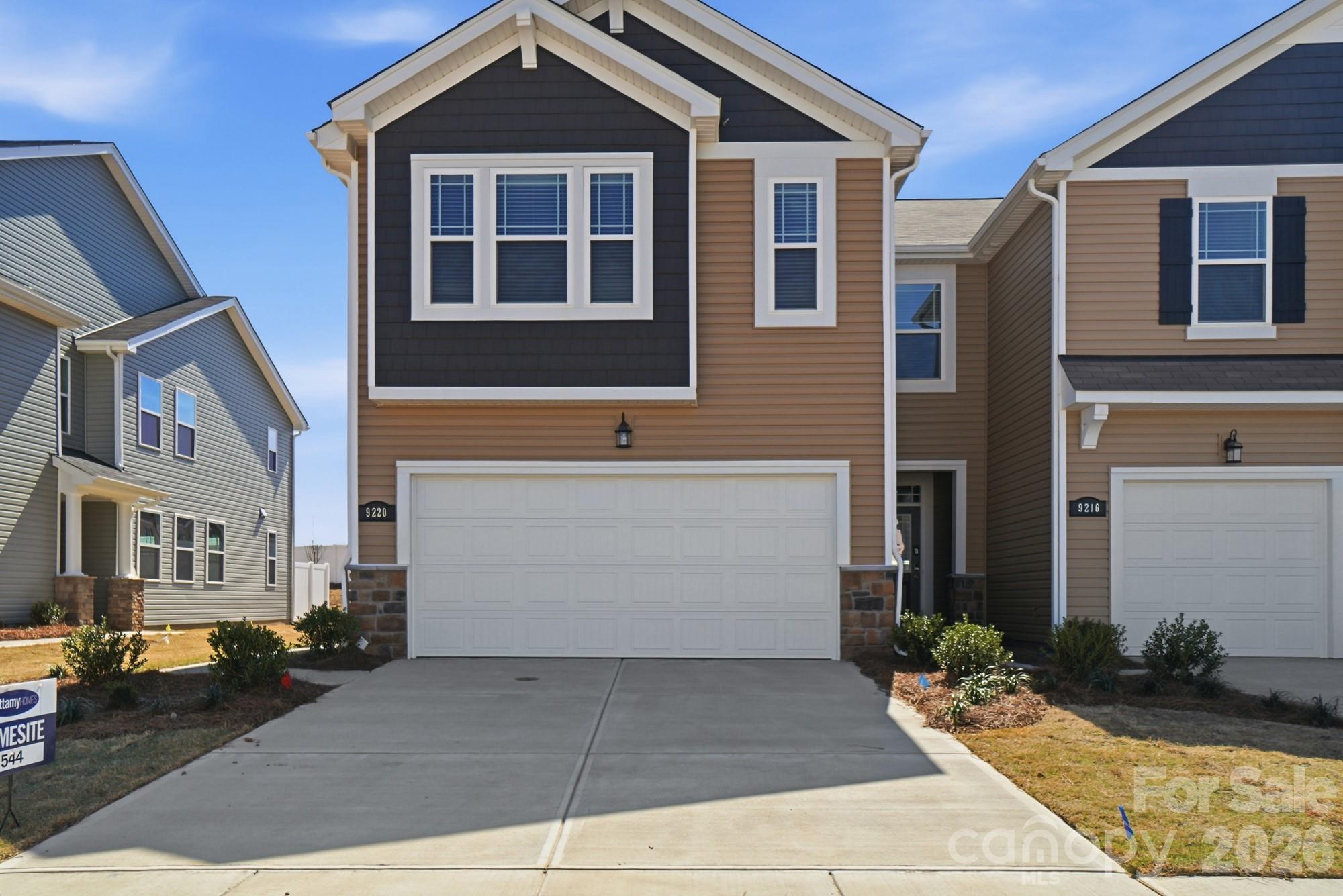 Photo 2 of 7025 Cerris Drive, Charlotte, NC