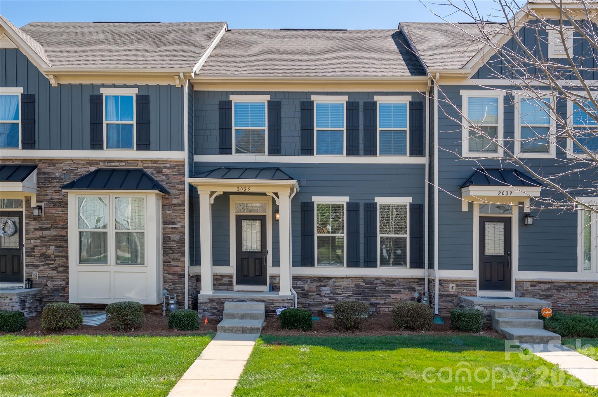 Home for sale at 2025 Birchside Drive, Charlotte, NC — photo 1 of 37