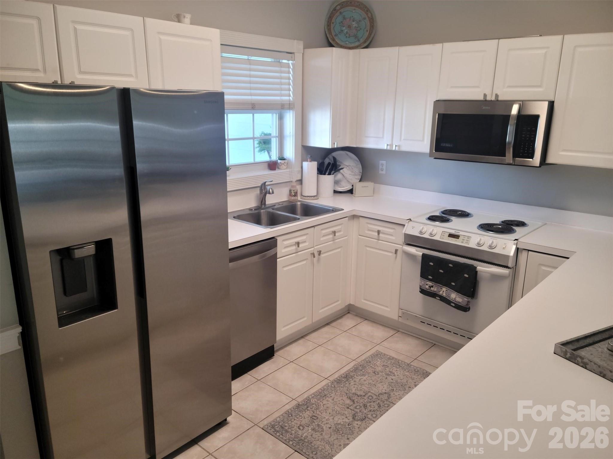 Home for sale at 8633 Coralbell Lane, Charlotte, NC — photo 1 of 15