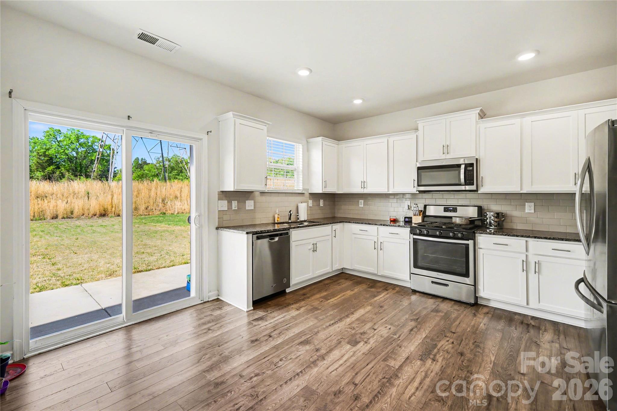 Photo 9 of 828 Larmore Avenue, Charlotte, NC
