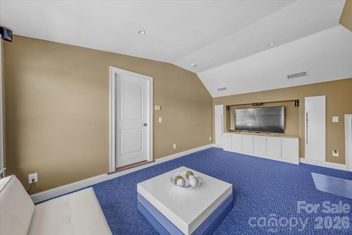 Photo 9 of 17136 Carolina Academy Road, Charlotte, NC
