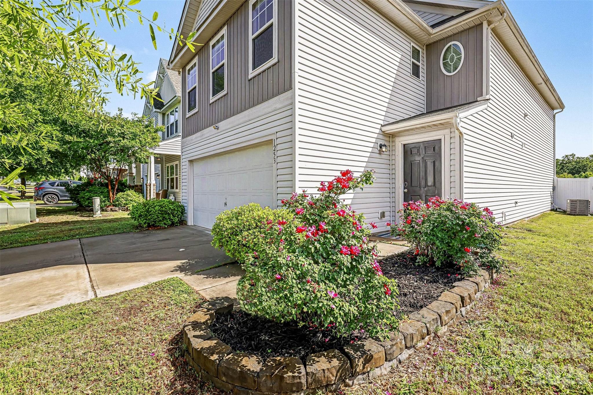 1253 Ettrick Avenue, Rock Hill, SC - photo 3 of 37