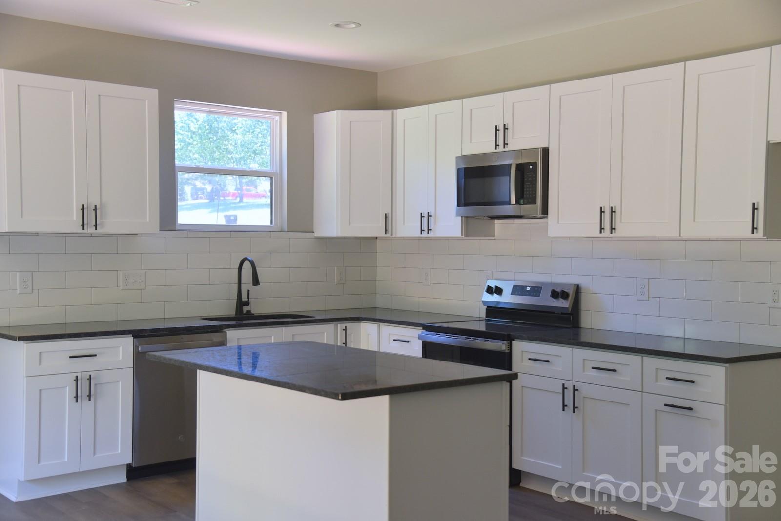 1134 Lyndsey Brooke Court, Lincolnton, NC - photo 8 of 42
