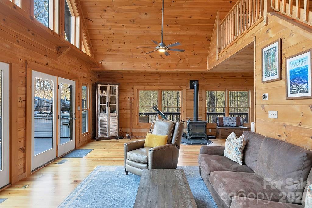 130 Greenfield Circle, Brevard, NC - photo 9 of 49