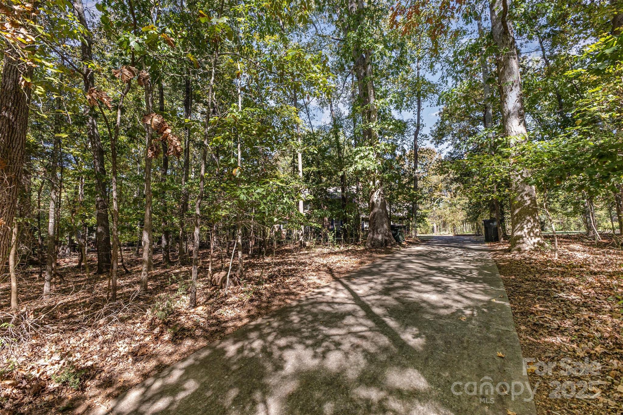 Photo 3 of 4529 Creemore Drive, Charlotte, NC