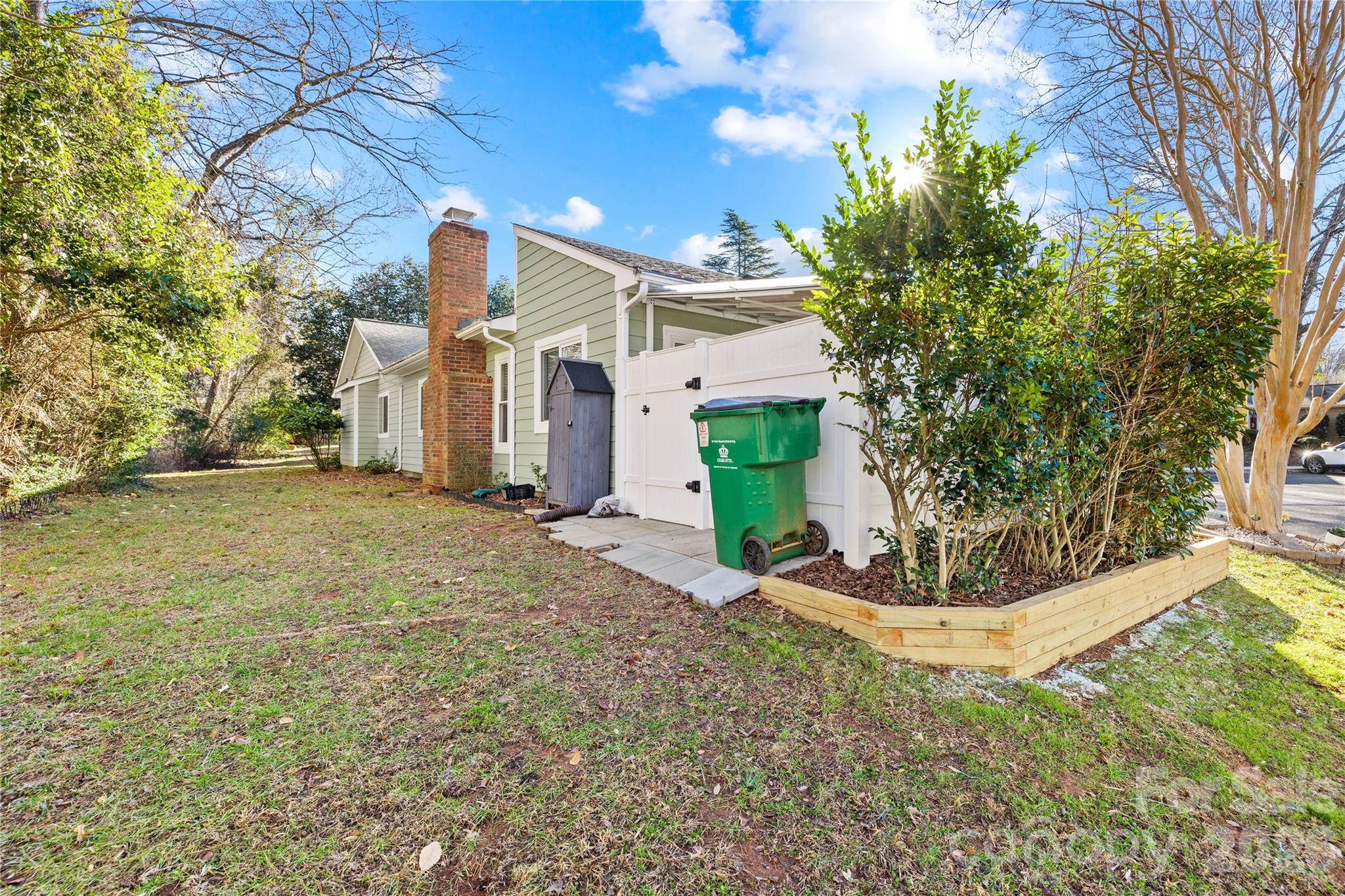 Photo 6 of 911 Sardis Cove Drive, Charlotte, NC